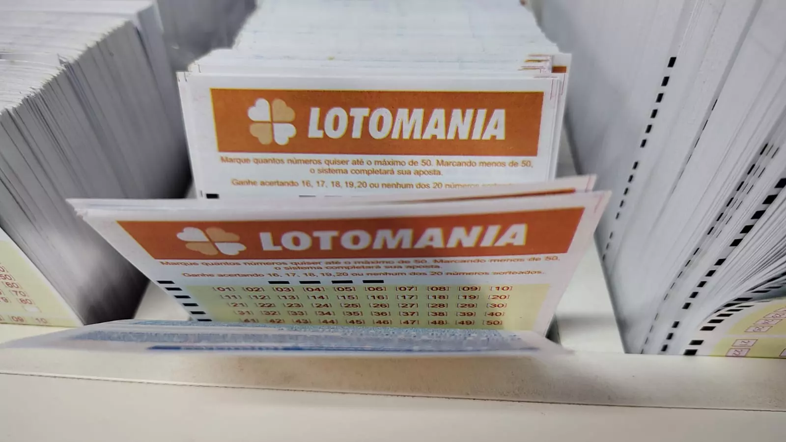 Resultado da Lotomania 2894 de hoje 02/03/2026 tem dezenas oficiais ...